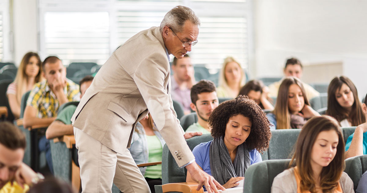 Associate Degree in Human Resources (HR) | Programs & Courses